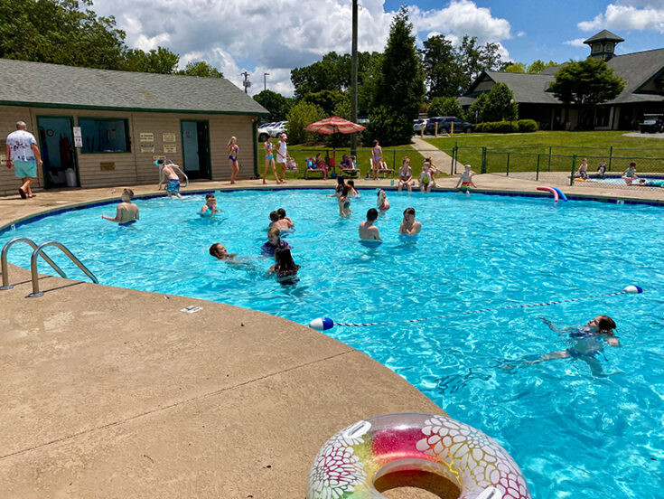Swimming Pool - Cedarbrook Country Club